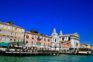 【ヴァポレットでベネチア観光】大運河（カナル・グランデ）とジュデッカ運河クルーズ子連れ体験記 | それ行け！子連れ海外旅行